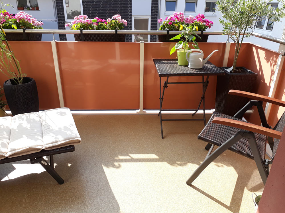 Balkonplatten wie Granit - Mineralit - Mineralgusswerk Laage GmbH